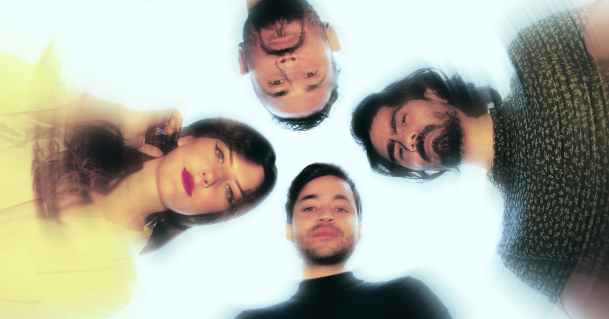 Explora tu fuerza interior con el nuevo sencillo «Run» de WAN – Corto ...